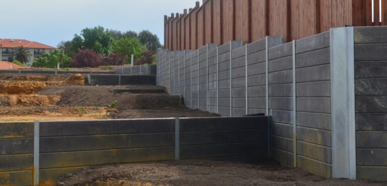 The Ultimate Guide To Keystone Retaining Walls - Retaining Wall ...