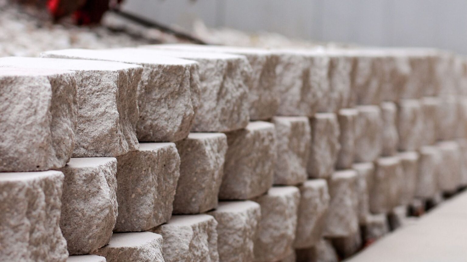 How To Install Keystone Blocks In NZ: Step-by-Step Guide - Retaining ...