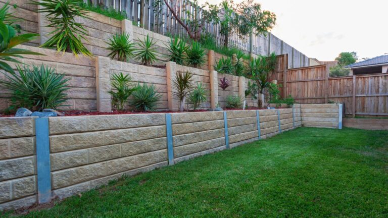 How To Install Keystone Blocks In NZ: Step-by-Step Guide - Retaining ...